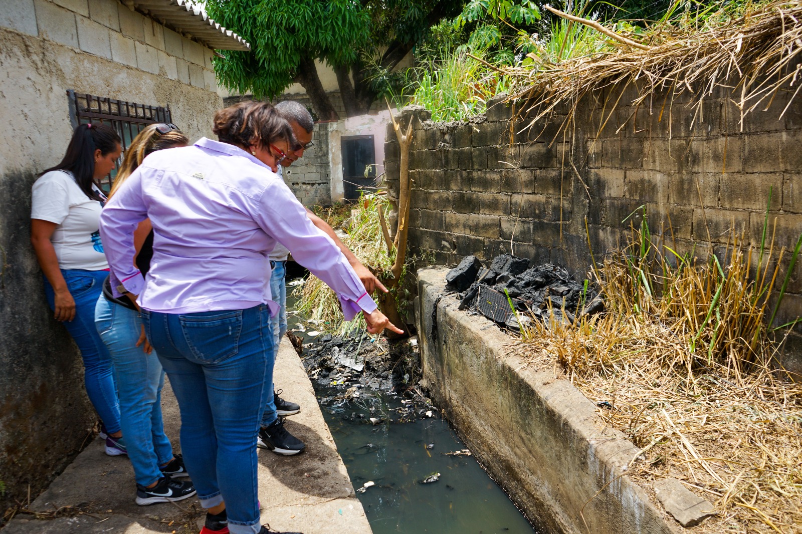 Alcaldía de Naguanagua intensifica limpieza de caños y drenajes