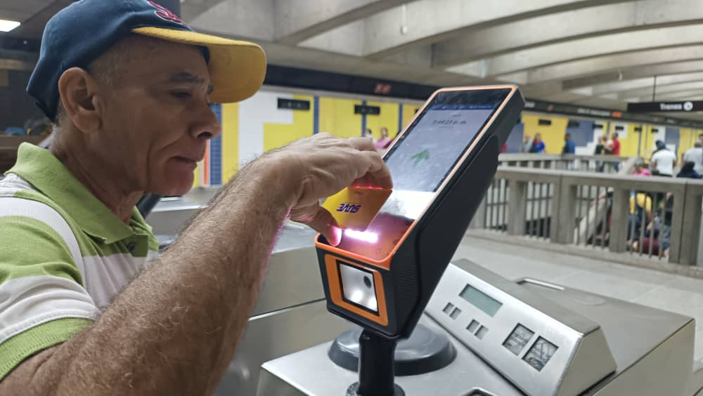 Avanza venta y recarga de tarjetas SUVE en el Metro de Caracas - Yvke ...
