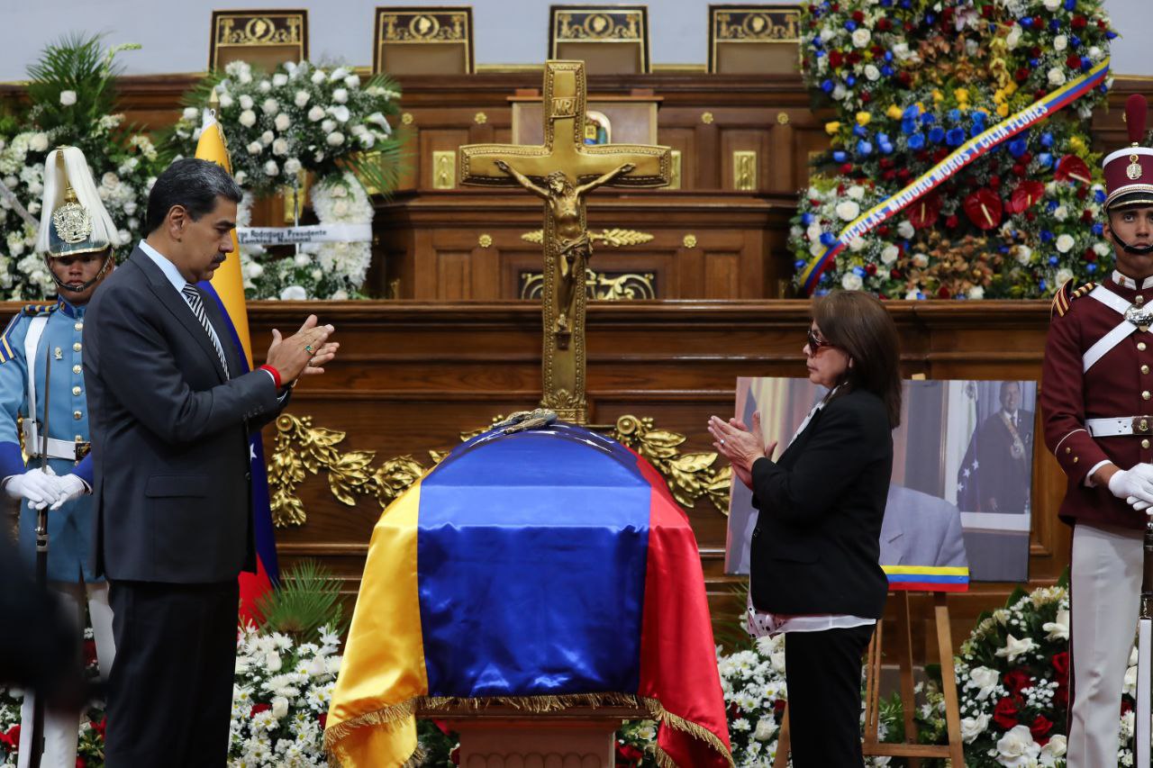 Jefe de Estado rinde homenaje a Isaías Rodríguez, defensor de la ...