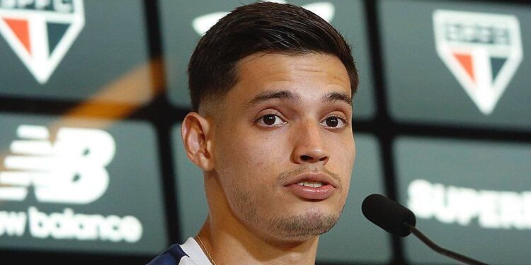 Damián Bobadilla se disculpa por insulto xenófobo hacia Miguel Navarro ...