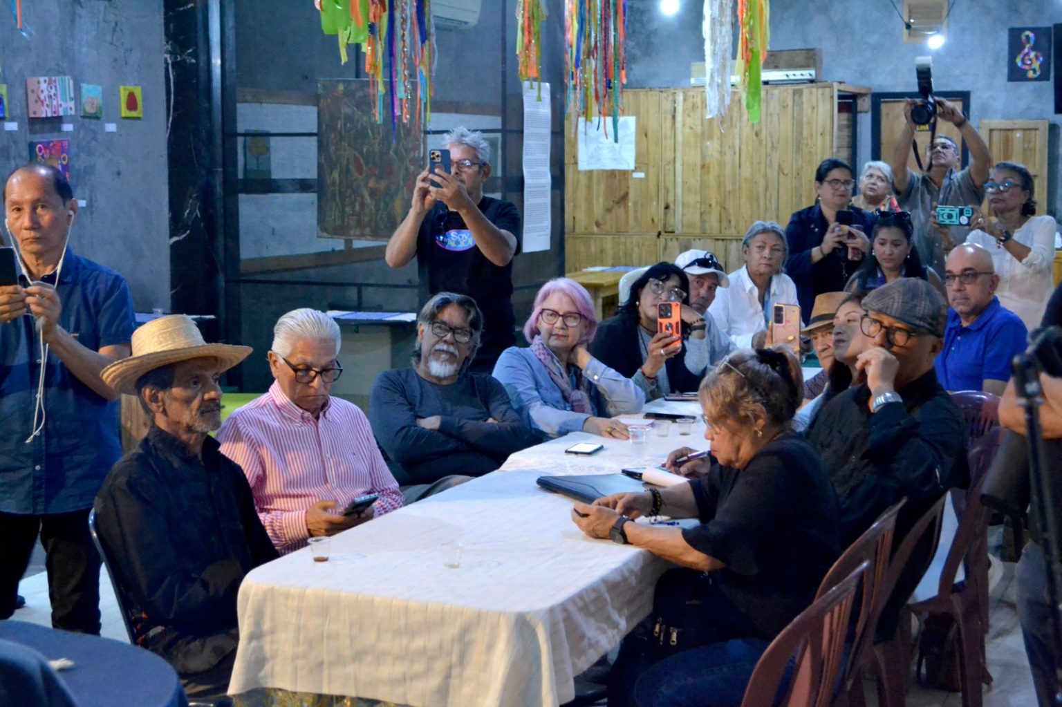 Maracaibo celebra el Día Nacional del Artista Plástico con "Armando el ...